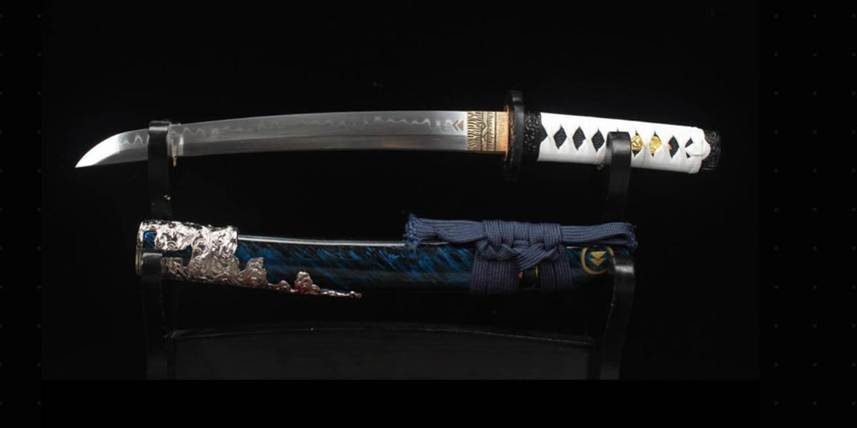 The Utility and Elegance of the Japanese Tanto Blade--COOLKATANA.COM