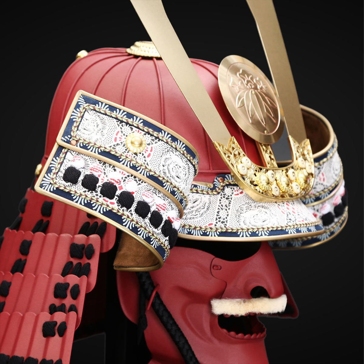 Handmade Life-Size Yoroi，Red Arima Clan Samurai Armor Set with Kuro Ku ...