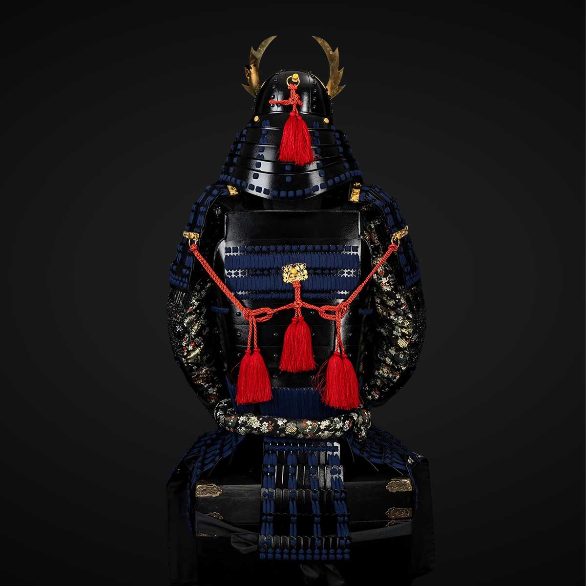 Handmade Life-Size Tokugawa Clan Samurai Armor – Black & Blue Yoroi ...