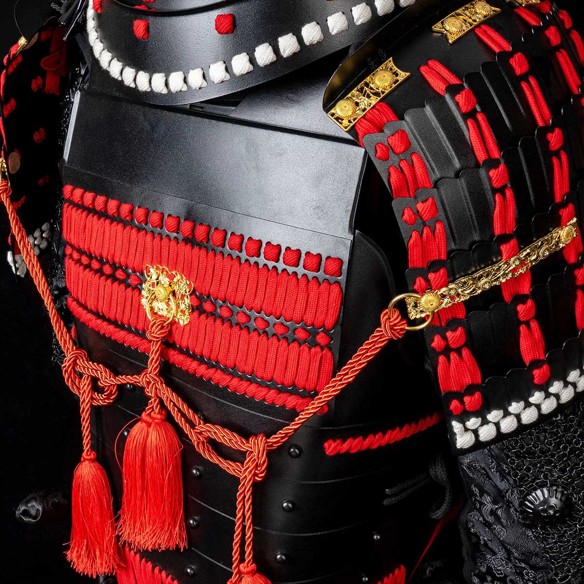 Handmade Black and Red Japanese Samurai Armor Set - Life-Size Yoroi ...