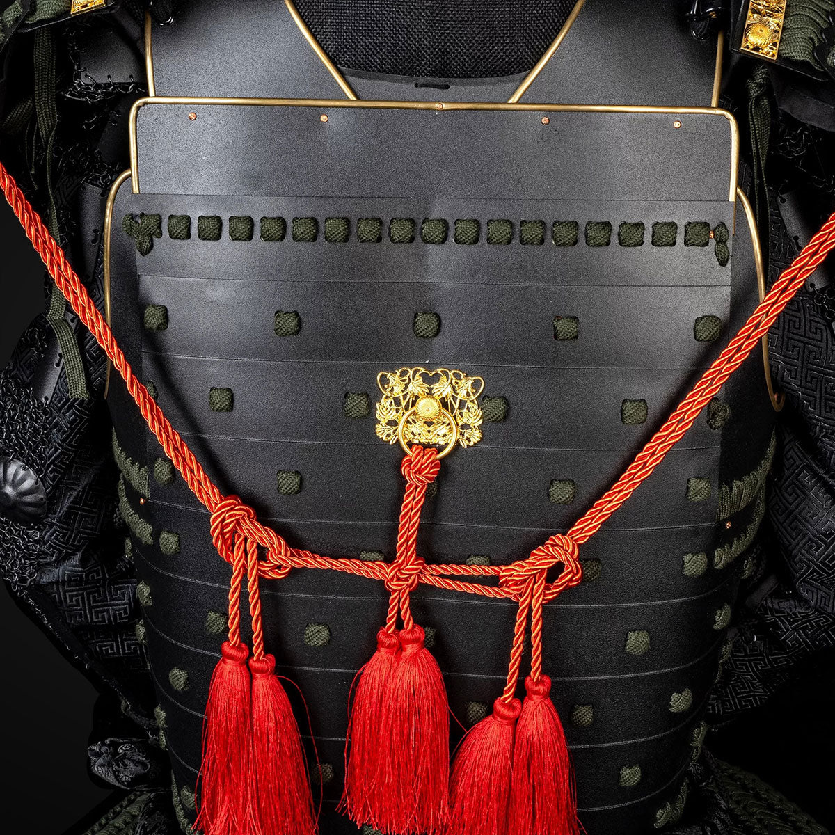 Handmade Life-Size Yoroi, Black Sanada Nobuyuki Samurai Armor Set ...