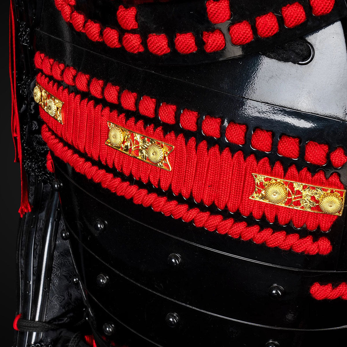 Handmade Japanese Samurai Armor, Life-Size Fully Functional Yoroi ...