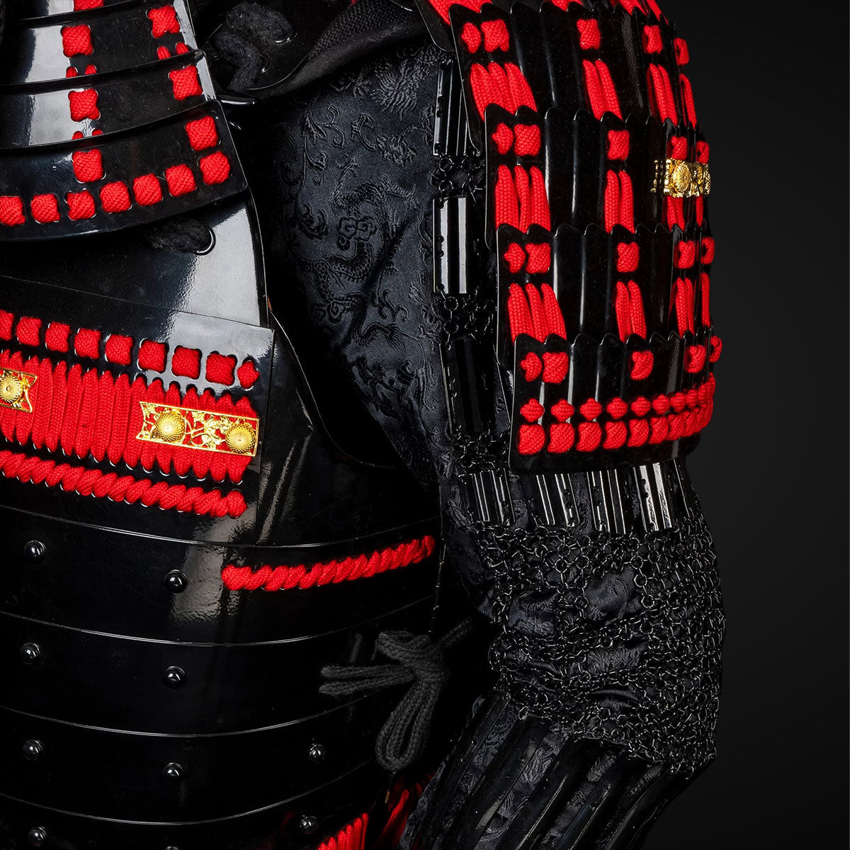 Handmade Japanese Samurai Armor, Life-Size Fully Functional Yoroi ...