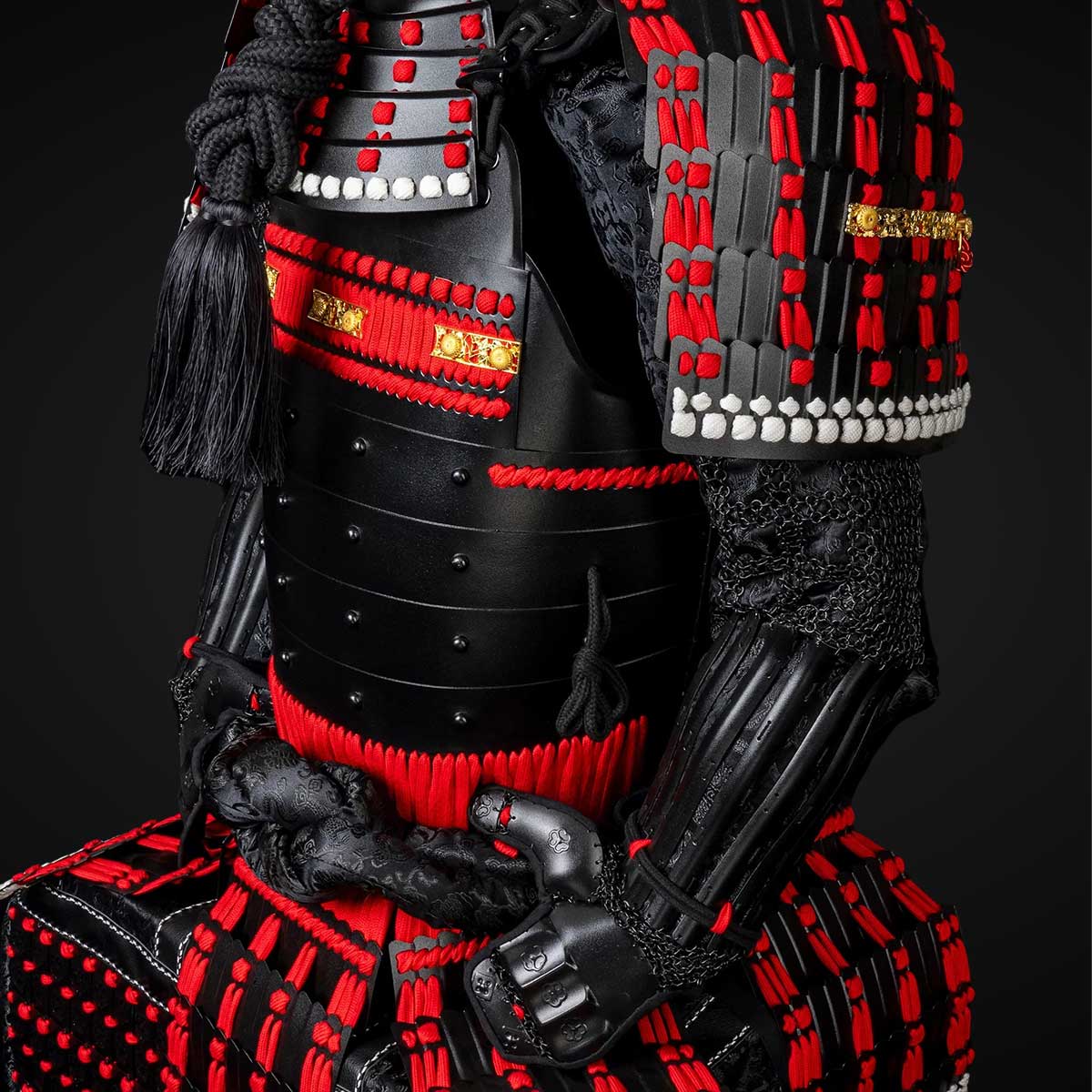 Handmade Black and Red Japanese Samurai Armor Set - Life-Size Yoroi ...
