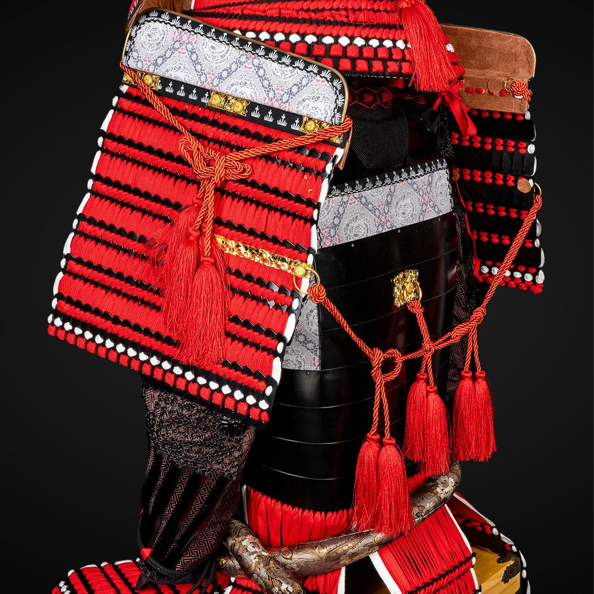 Handmade Life-Size Yoroi ,Oda Clan Kachi Brown & Red Samurai Armor ...