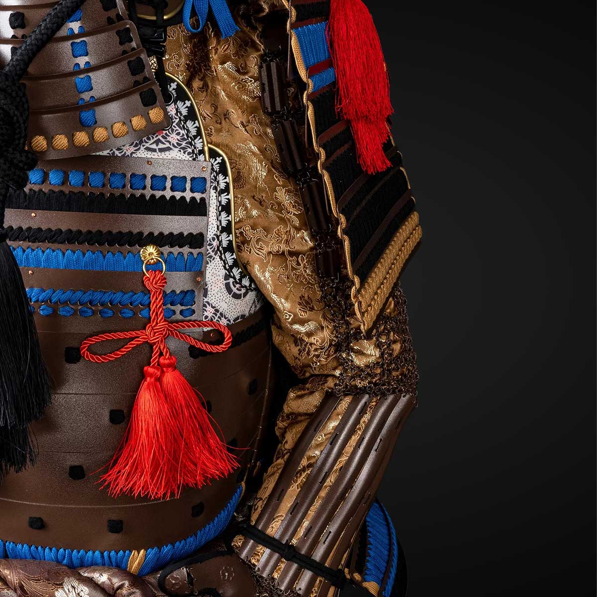 Handmade Life-Size Oda Clan Kachi Samurai Armor – Brown & Golden Yoroi ...
