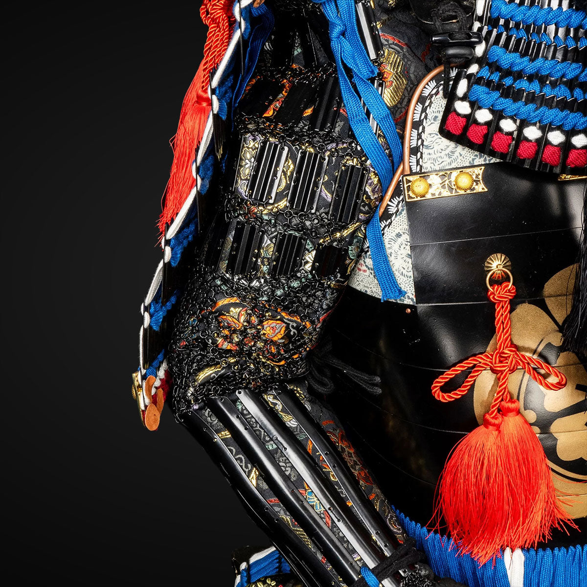 Handmade Life-Size Oda Clan Samurai Armor – Kachi Blue & Black Yoroi ...