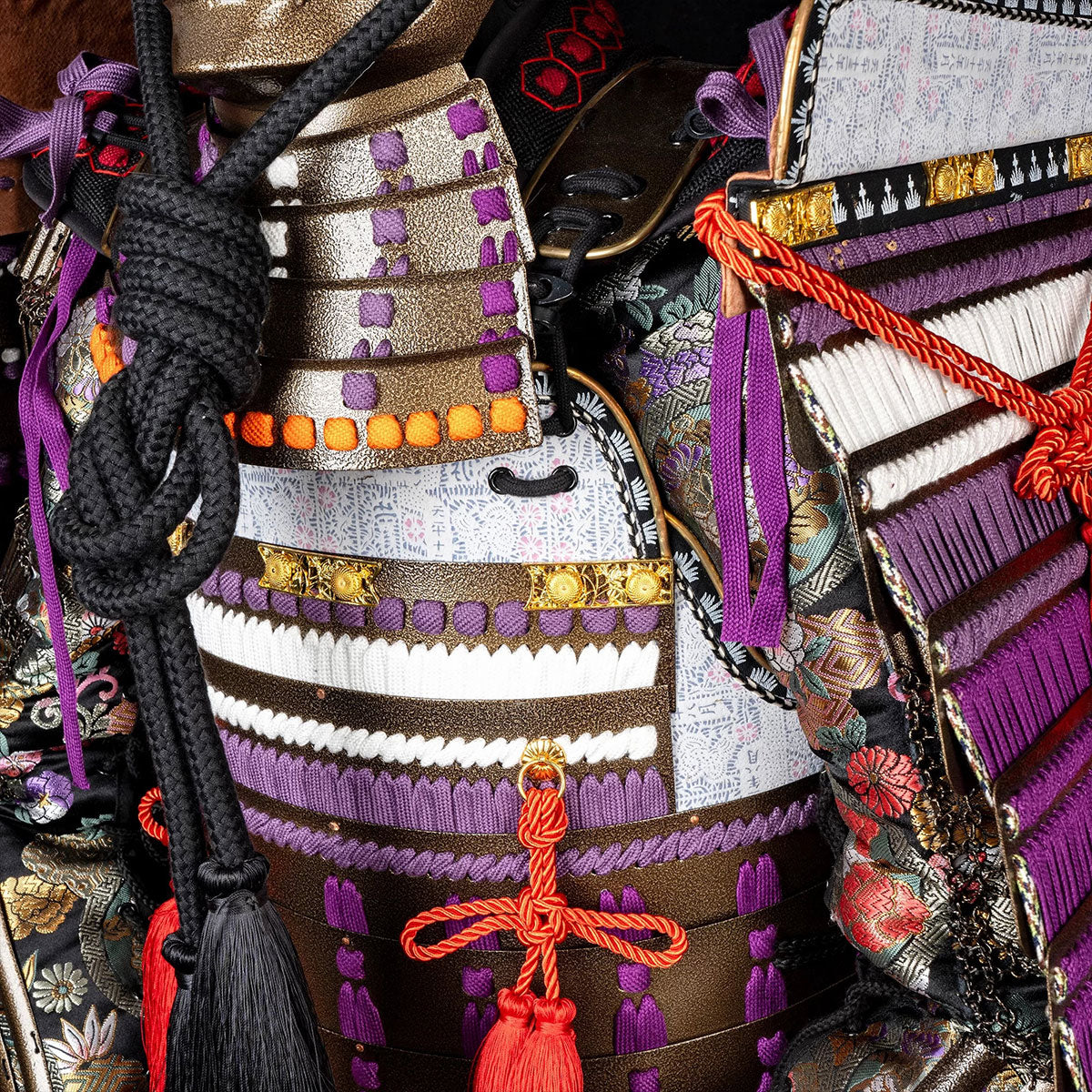 Handmade Life-Size Yoroi,Oda Clan Kachi Brown & Purple Samurai Armor ...