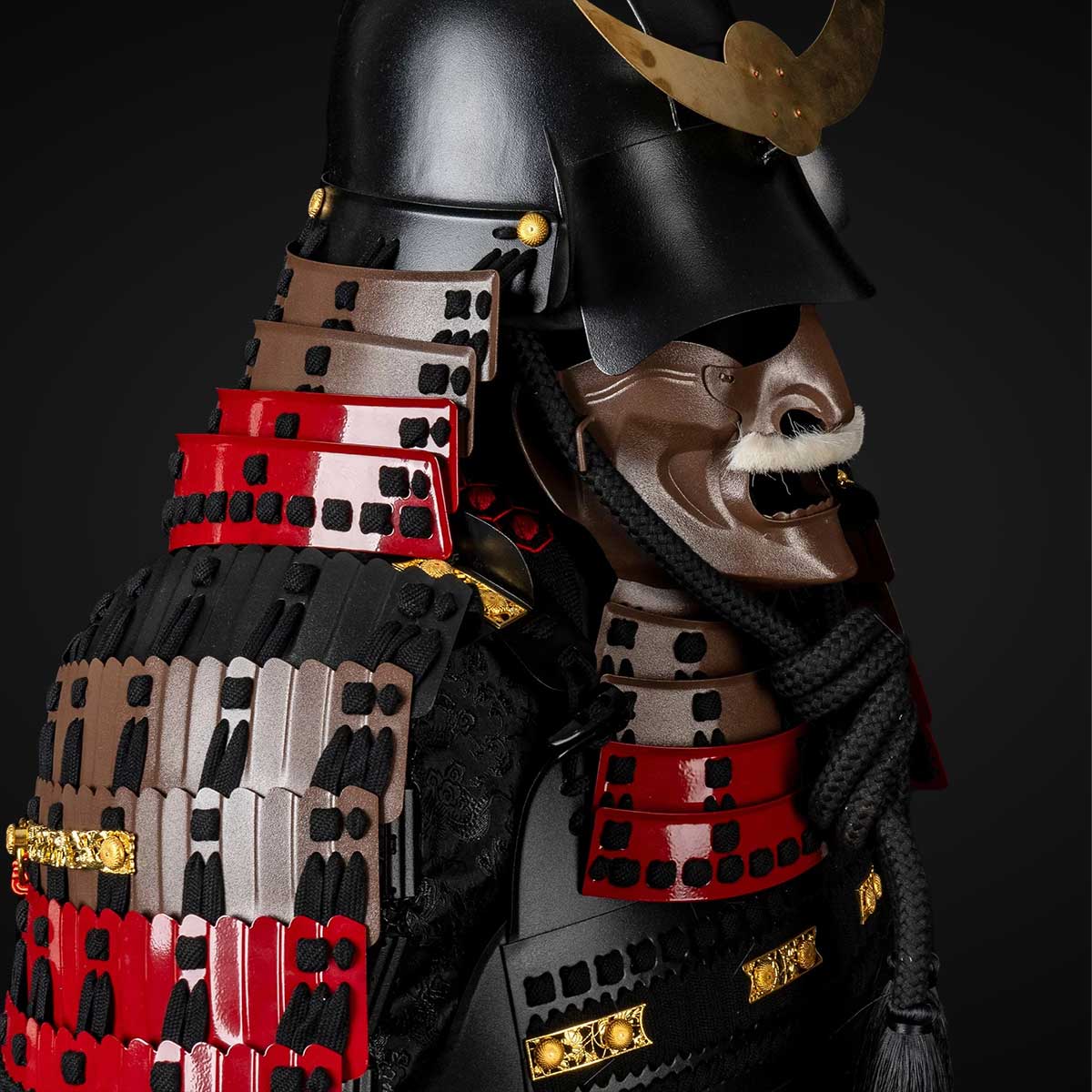 Handmade Life-Size Japanese Yoroi Masamune Date Samurai Armor Authenti ...