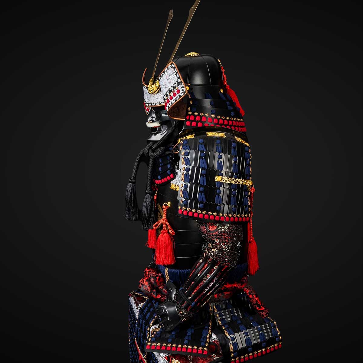 Handmade Life-Size Oda Clan Kachi Samurai Armor – Authentic Japanese Y ...