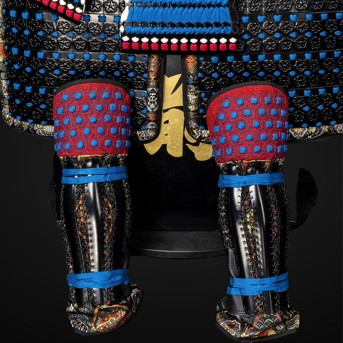 Handmade Life-Size Oda Clan Samurai Armor – Kachi Blue & Black Yoroi ...