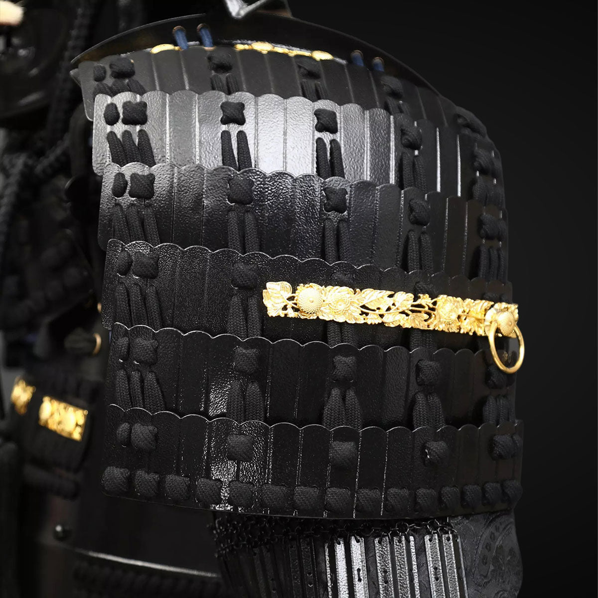 Handmade Life Size Yoroi,Tokugawa Clan Black Samurai Armor Set with He ...