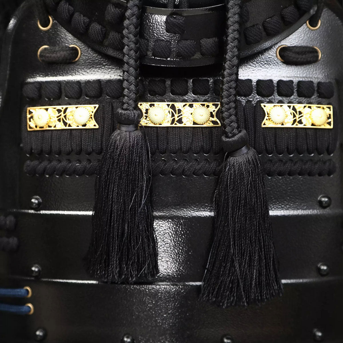 Handmade Life Size Yoroi,Tokugawa Clan Black Samurai Armor Set with He ...