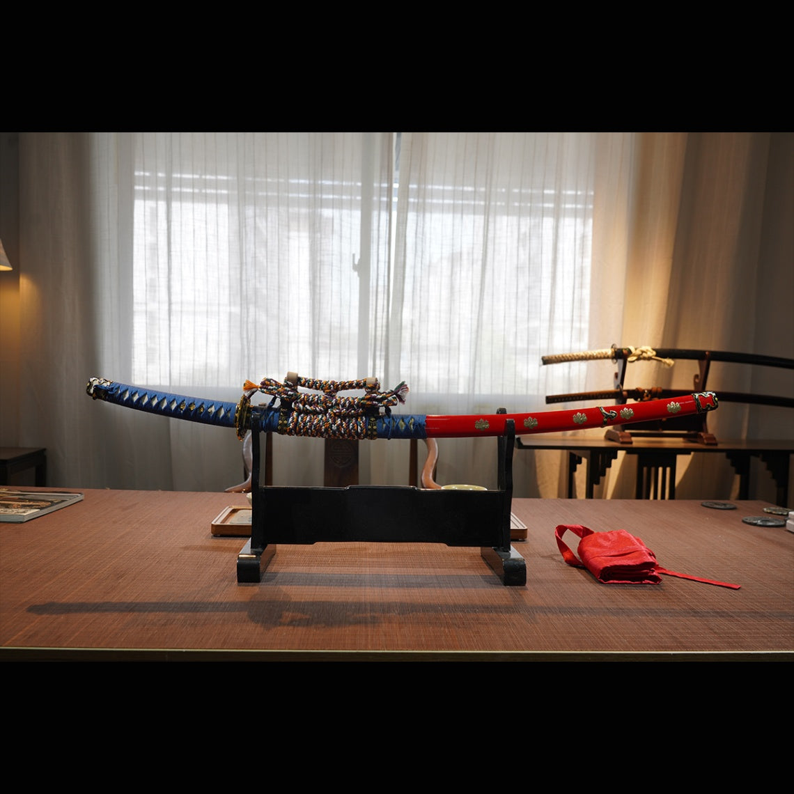 Handgeschmiedetes japanisches Tachi-Samurai-Schwert Gefalteter Stahl ...