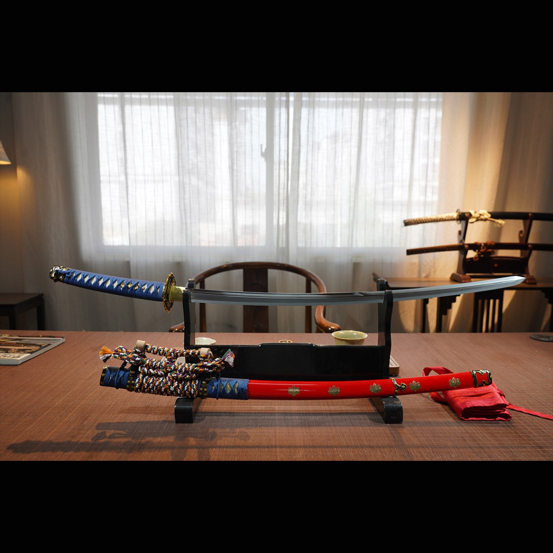 Handgeschmiedetes japanisches Tachi-Samurai-Schwert Gefalteter Stahl ...