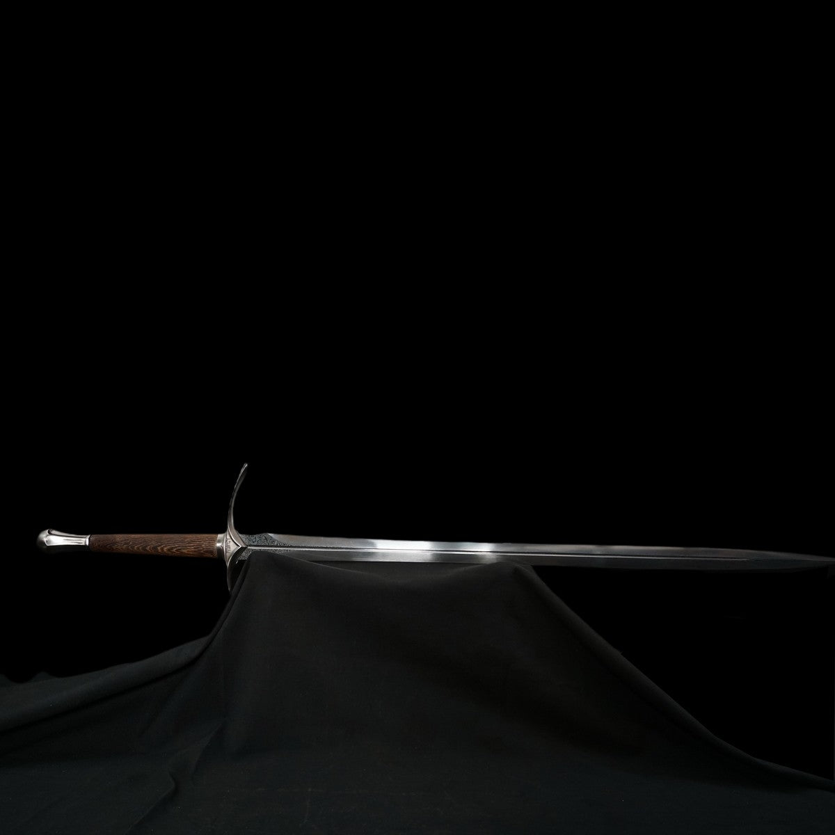 Hand Forged European Sword Glamdring Sword 1095 Folded Steel Rosewood ...