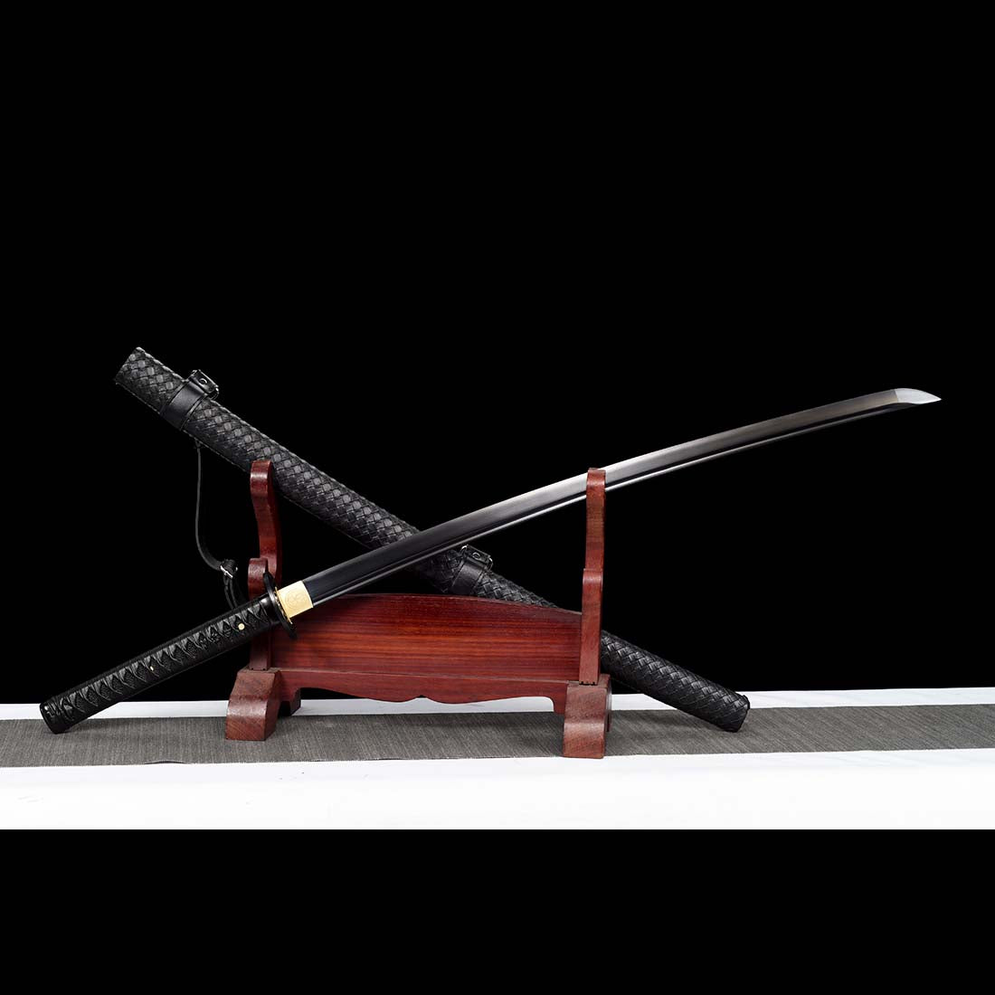Japanese Katana Sword with Black Saya and 1060 Carbon Steel Full Tang ...