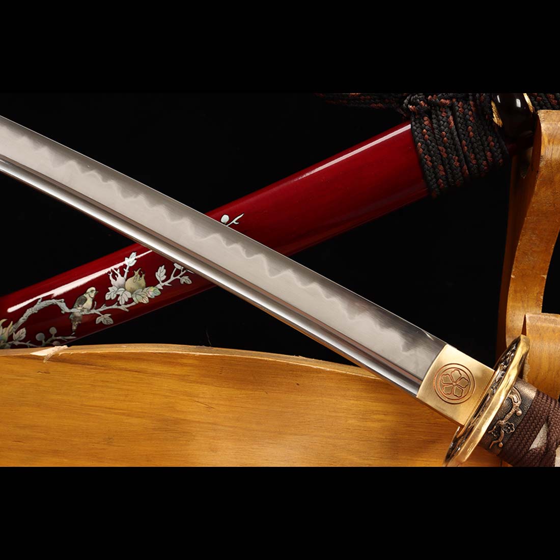 T10 Steel Japanese Katana Sword, Skylark Pattern Sword with Full Tang ...