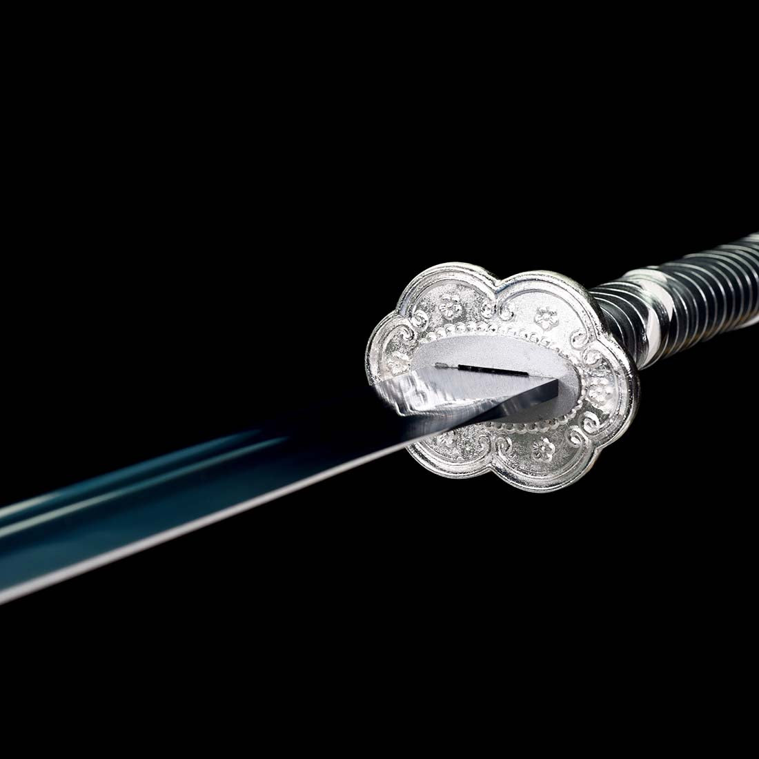 Full Tang Quenched Blue Blade Spring Steel Bo-hi Silver Katana Sword ...
