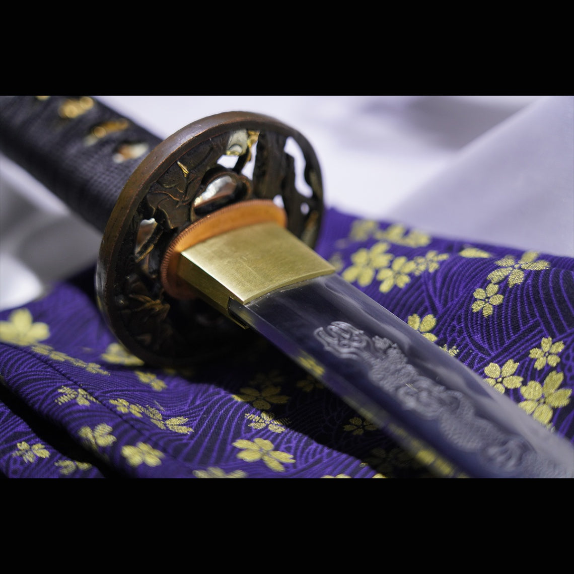Hand Forged Japanese Samurai Sword Folded Steel Clay Tempered Gold Pla ...